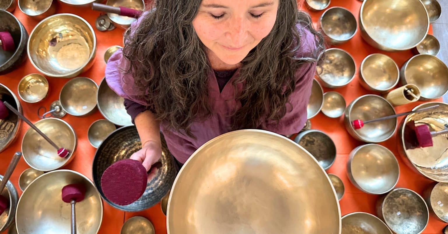 New e-book: "All you need to know about Singing Bowls" - Jane Winther